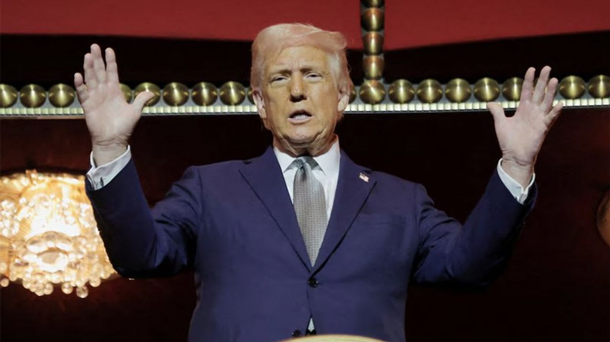 Maher Mocks Trump After Twain Prize - Patrolmedia.co.id